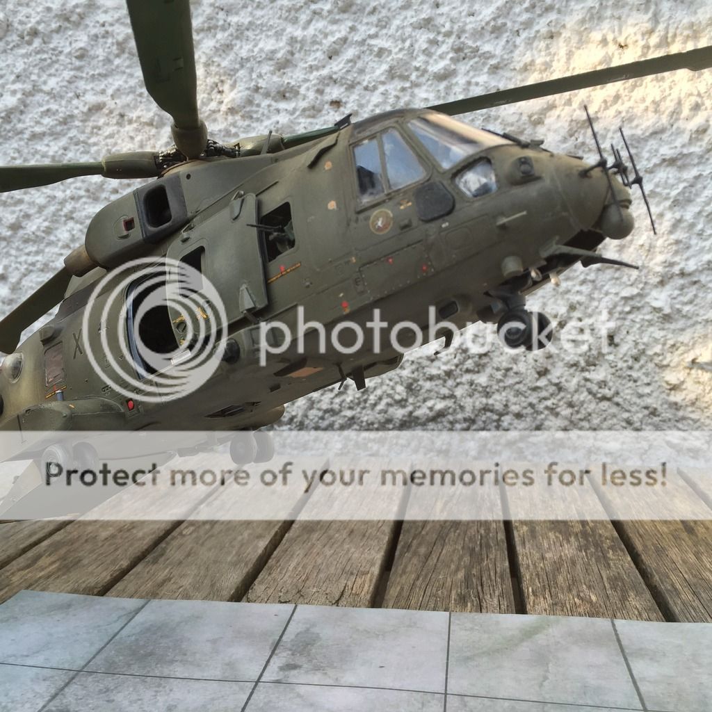RAF Merlin 1/48 (Airfix), plus bonus team photo...{Pic heavy} - Ready ...